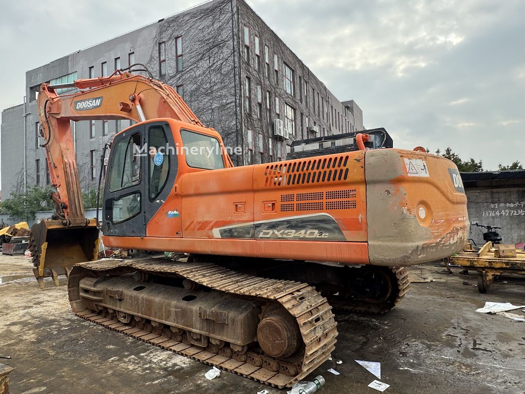 Doosan DX340LC bager guseničar