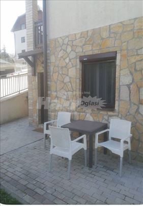 Apartman kompleks aprtmana sa dvoristem