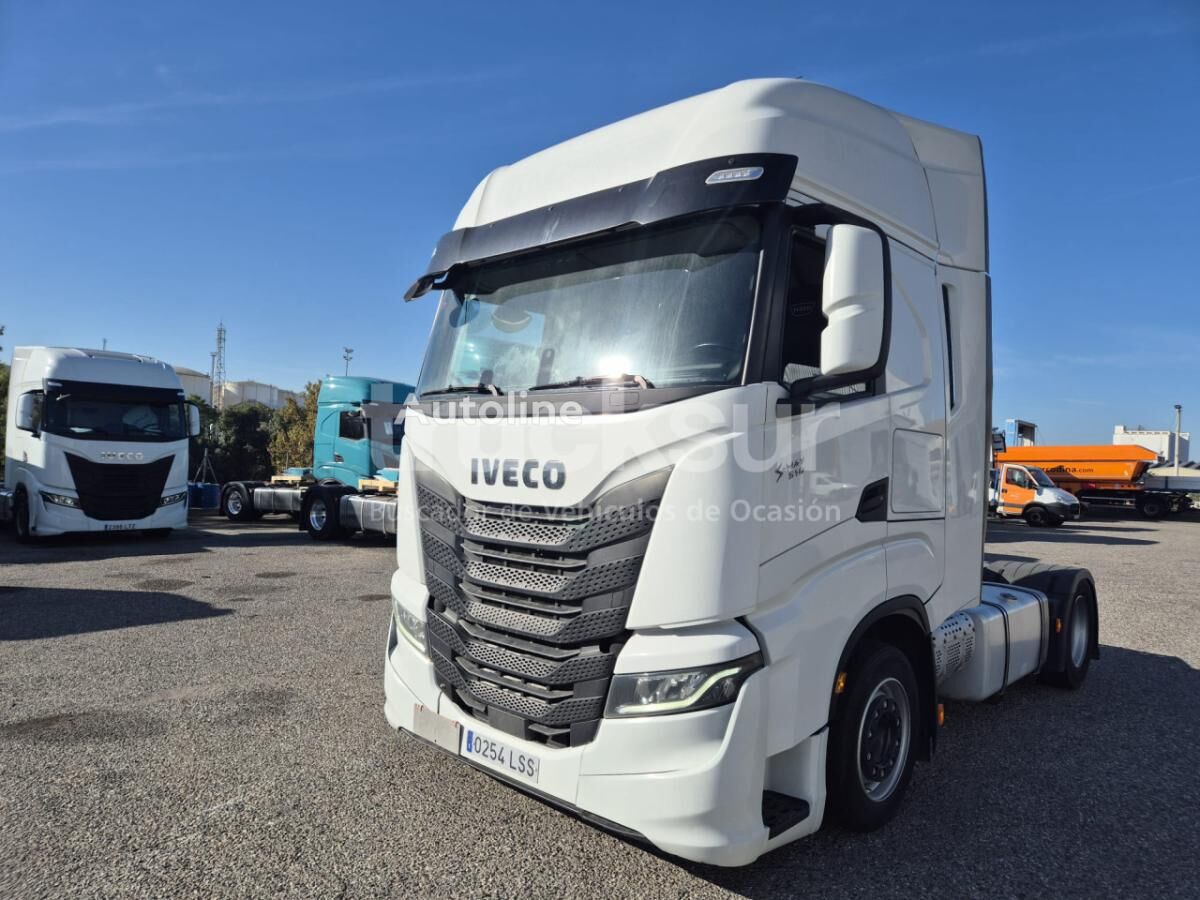 IVECO S-WAY AS440S51T/P tegljač