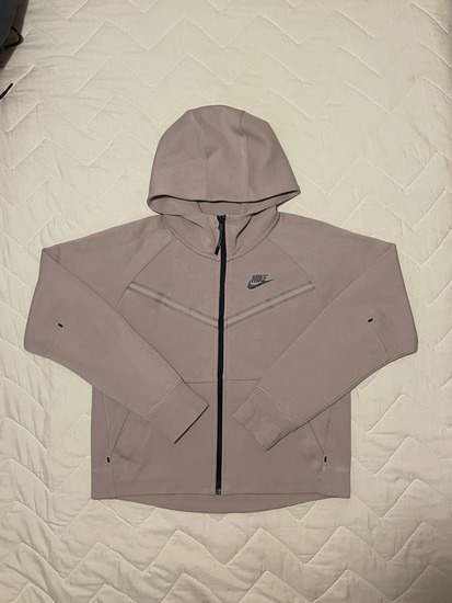 Nike tech fleece
