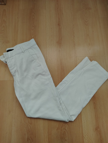 Zara bele pantalone