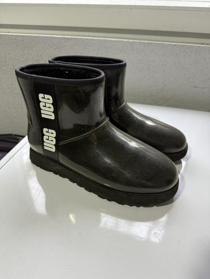 UGG gumene čizme