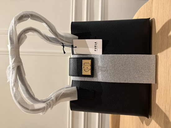 Furla crna torba