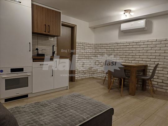 Renoviran stan, 32m2, Vozdovac