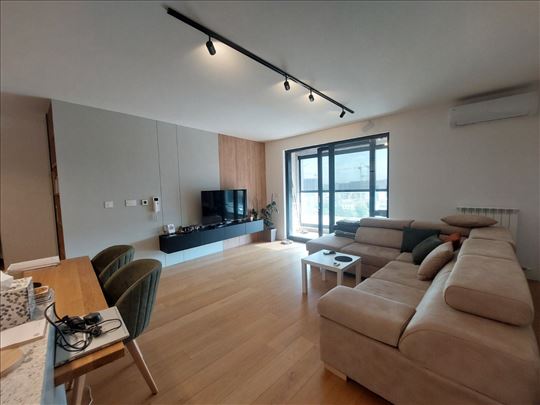 New Minel, 94m2, 4.0, garazno mesto