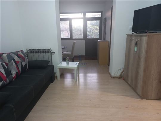 Bele Vode, Momčila Čedića, 45 m2