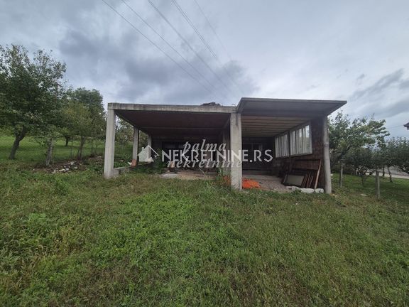 Prodaja, poslovni prostor višenamenski, Kragujevac Petrovac