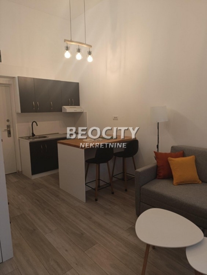 Novi Sad, Centar, Lukijana Mušickog *sa troškovima*, 0. 5, 28m2, 350EUR