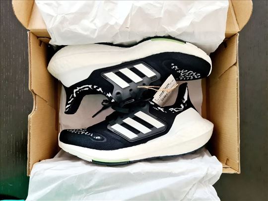 adidas ultraboost / Ultra Boost 22W broj 38 - Novo