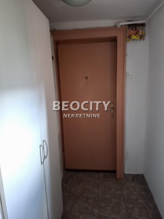 Dvosoban stan, 35 m2, Skupština, Kosovska ID: 124102