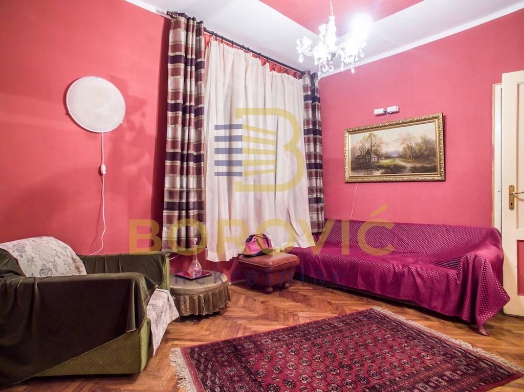 Kalenić pijaca, 95m2, salonac