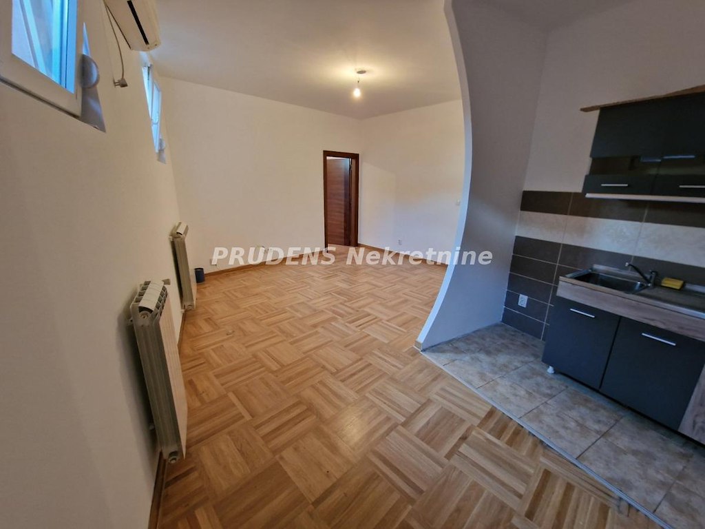 Novogradnja, 2. 5, Voždovac