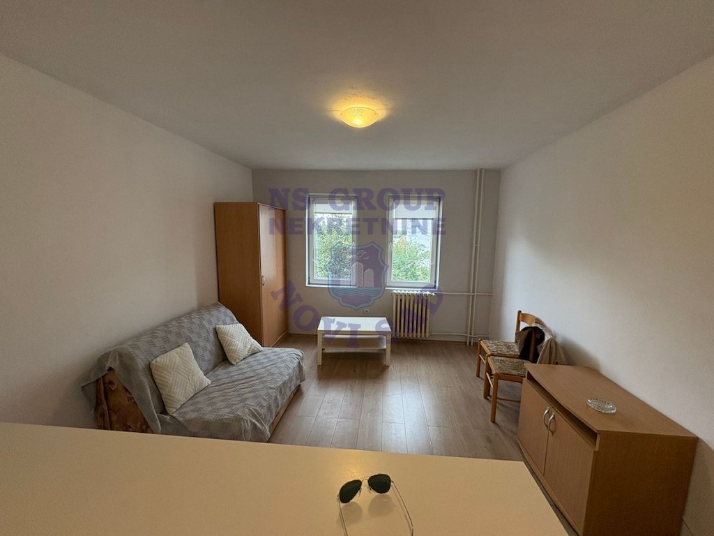556285-Garsonjera-24m2-Podbara