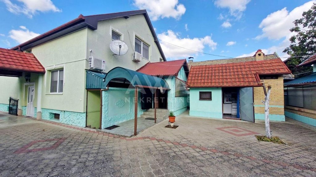 Prigrevica, Kuća sa potkrovljem od 270m2