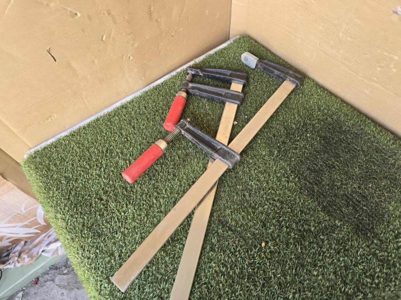 Dve velike stolarske stege španeri preko 70 cm