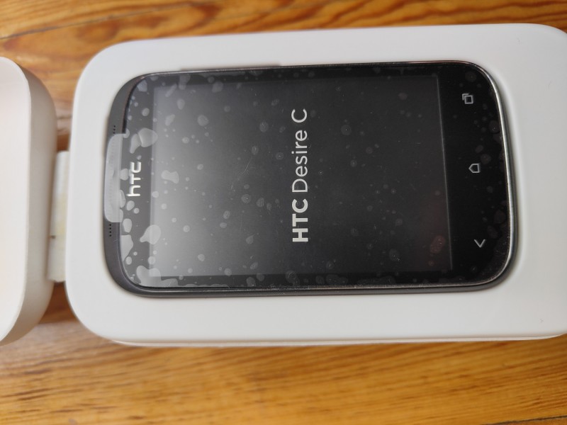 HTC Desire C Novo Hit Retko