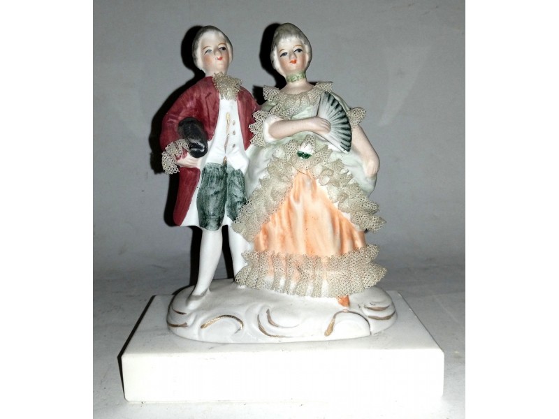 FIGURA - CIPKASTI BISKVIT PORCELAN, MERMER, 50-te g P.V