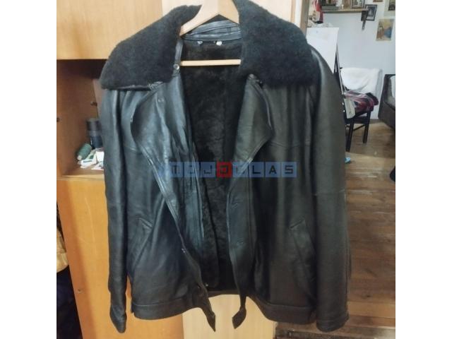 Prodajem kožnu jaknu veličine XL