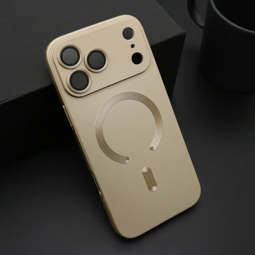 Maska za iPhone 17 Pro Max (6.9) ELEGANT MAGSAFE zlatna