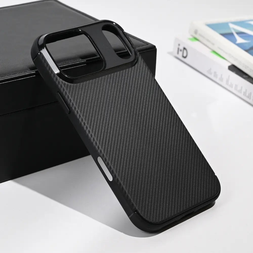 Maska za iPhone 17 Pro Max 6.9 Defender Carbon crna
