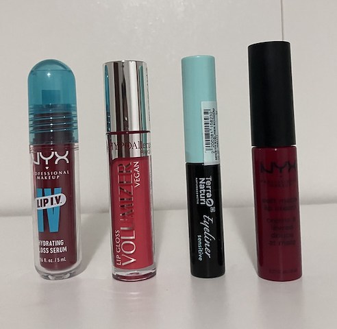 Nyx,essence sminka Danas 2500