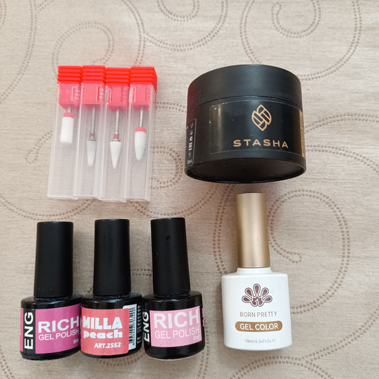 Komplet (Stasha gel ,gel lak 4 kom, nastavci )