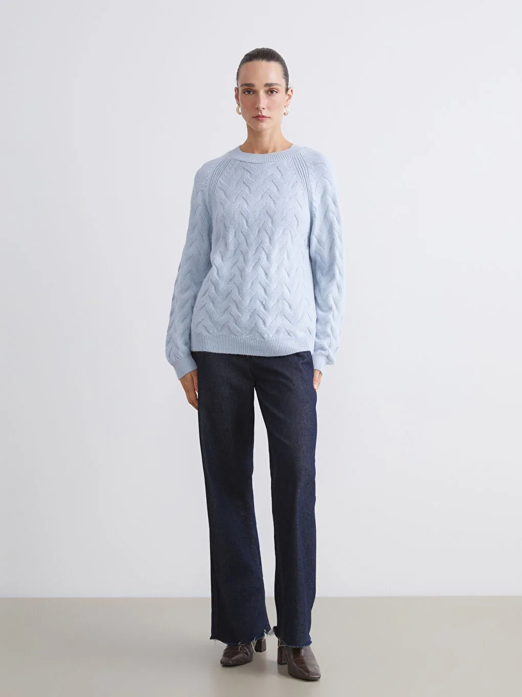 LCWAIKIKI Classic Džemper Za Žene Sa Okruglim Izrezom I Samouzorom Od Trikotaže