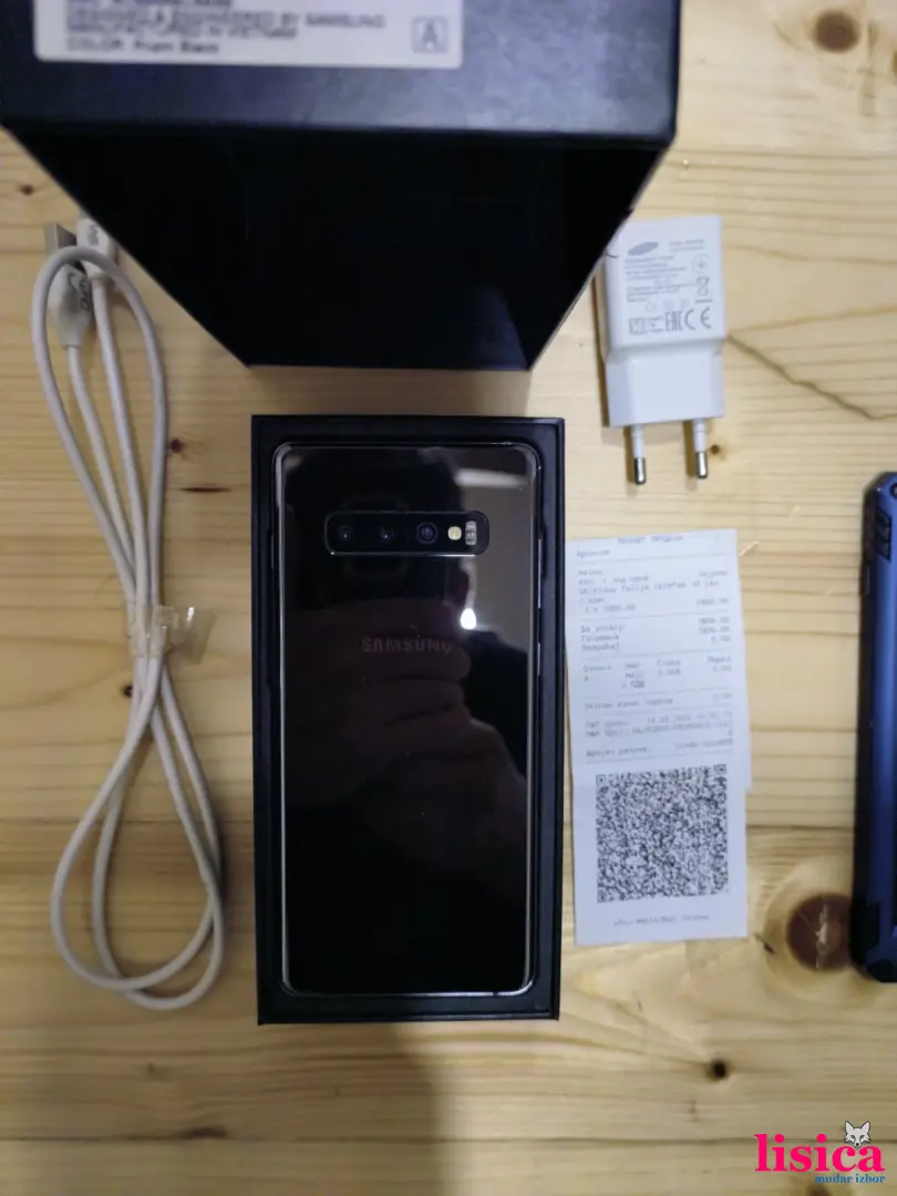 Prodajem Samsung Galaxy S10+, tačan model je: SM-G975F/DS