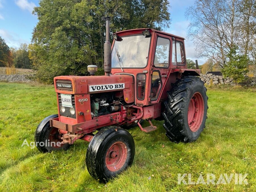 Prodaje se Volvo T-650 traktor točkaš na aukciji