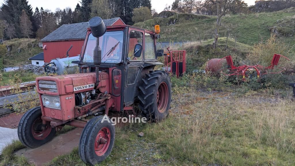 Prodaje se Volvo BM 430 traktor točkaš na aukciji
