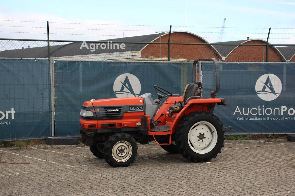 Prodaje se Kubota GRANDEL GL221 traktor točkaš na aukciji