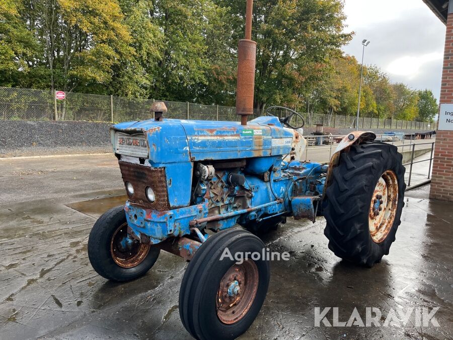 Prodaje se Ford 5000 traktor točkaš na aukciji
