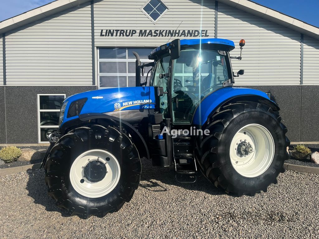 New Holland T7.270 AutoCommand traktor točkaš