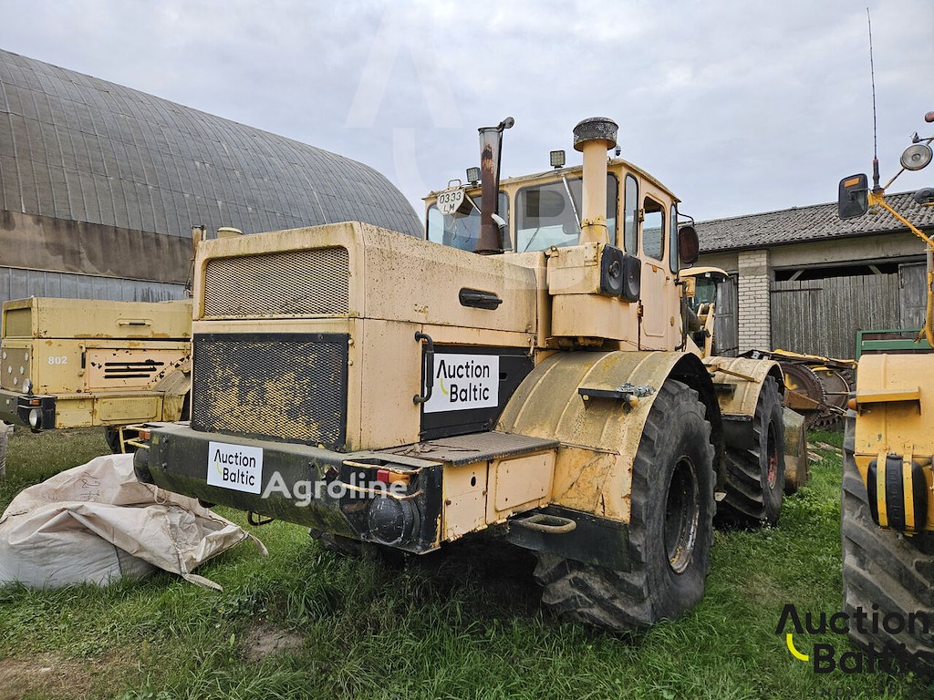 Prodaje se Kirovec K-700A traktor točkaš na aukciji