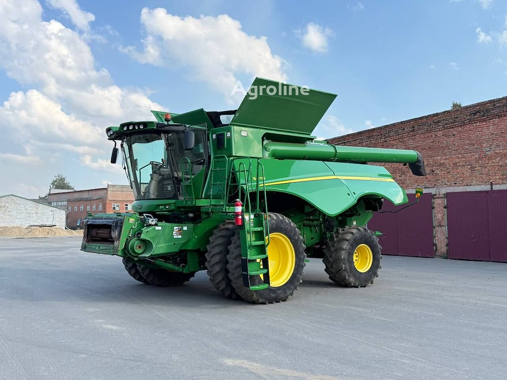 John Deere S670 kombajn za žito