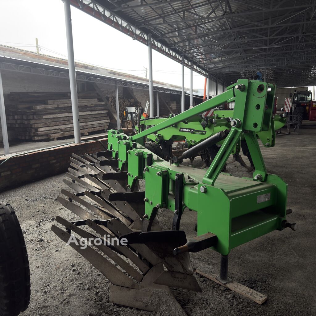 Veles-Agro PNVB-5-40 plug