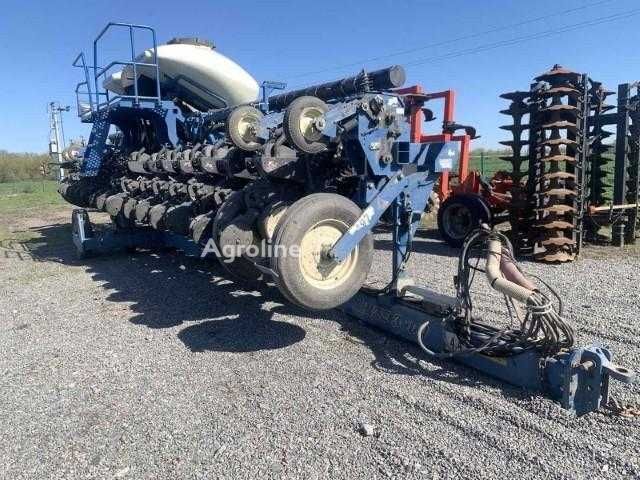 Kinze 3600 INTERPLANT 16 + 15 pneumatska precizna sejalica