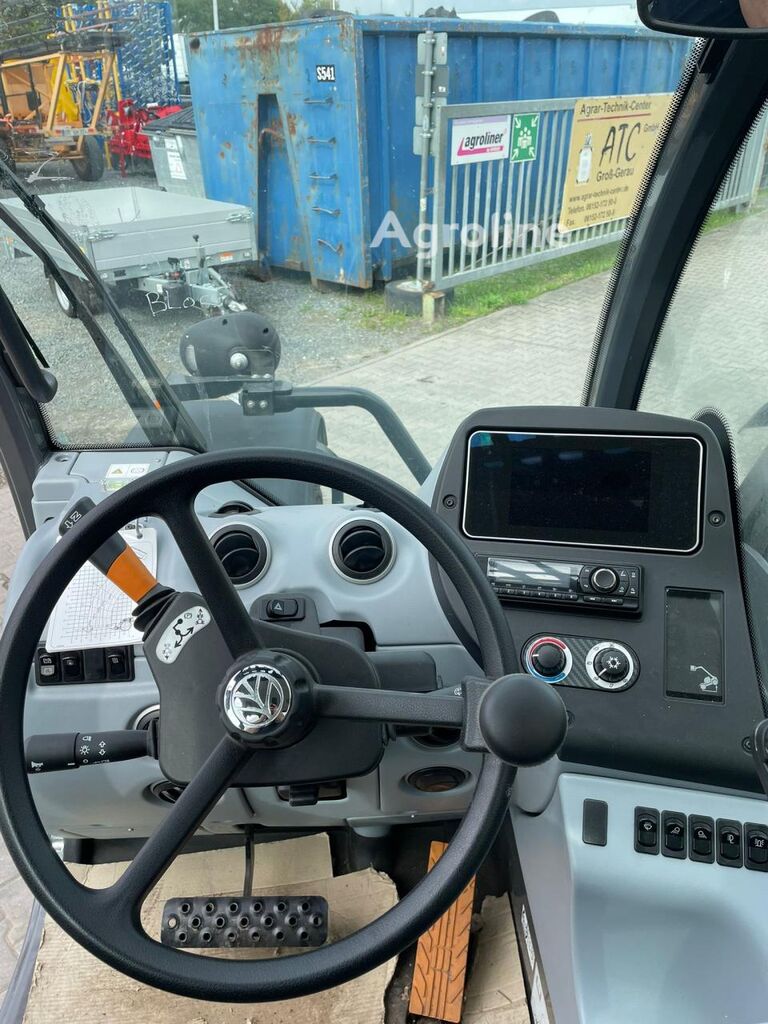 Novi New Holland TH 7.42-145HP poljoprivredni utovarivač
