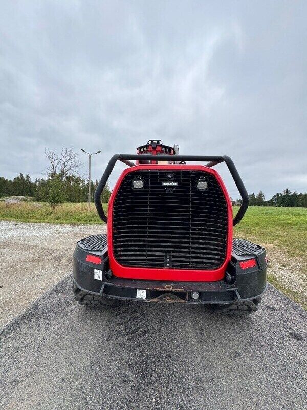 Komatsu 901 XC harvester