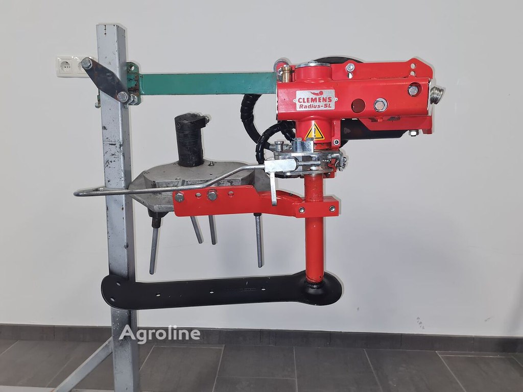 Clemens Clemens Radius 860 SL oprema za vinograde