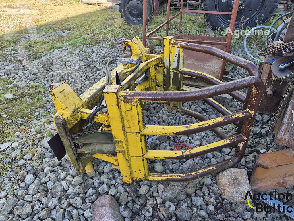 Prodaje se Gripper hvataljku za bale na aukciji