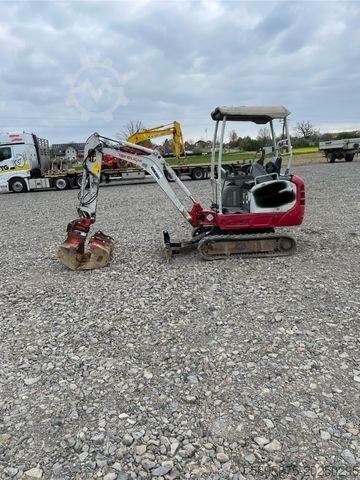 Mini bager
TAKEUCHI TB 216 POWERTILT