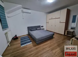 Izdavanje Garsonjera - Novi Sad, Grbavica