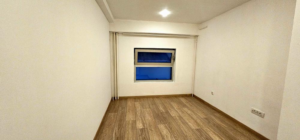 Izdaje se poslovni prostor – Palilulska pijaca ID#2374 500 €