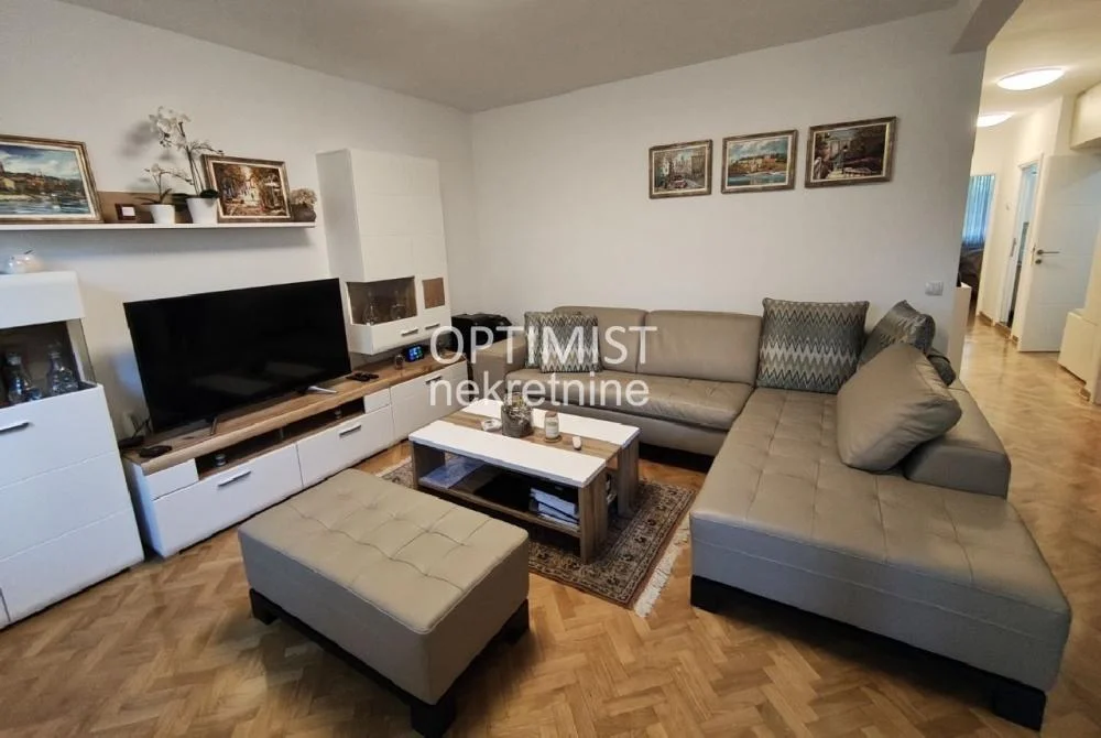 Golf, Lux, uknjižen, useljiv ID#3122 235.000 €