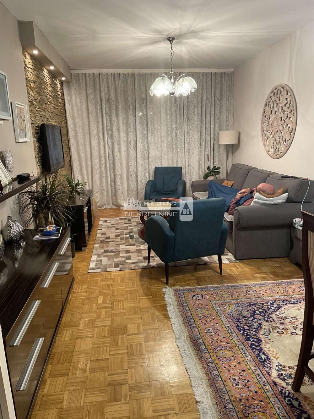 Novi Beograd, blok 62 2,5 stan ID#1960 220.000 €