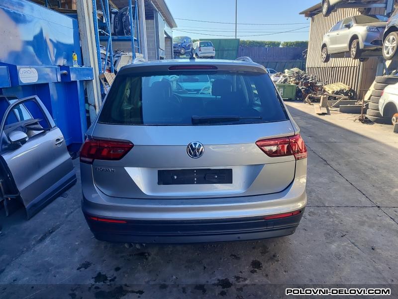 Volkswagen Tiguan Branik.far.krilo Kompletan Auto U Delovima