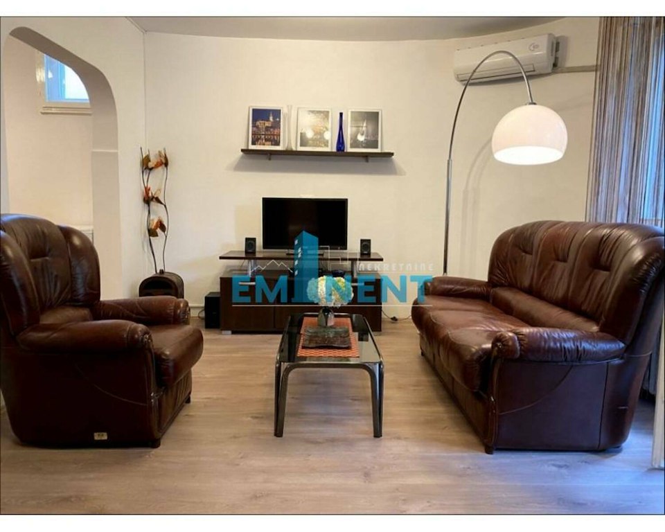 Stari grad, Dorćol, Dositejeva, 4.0, 80m2, 1200 EUR