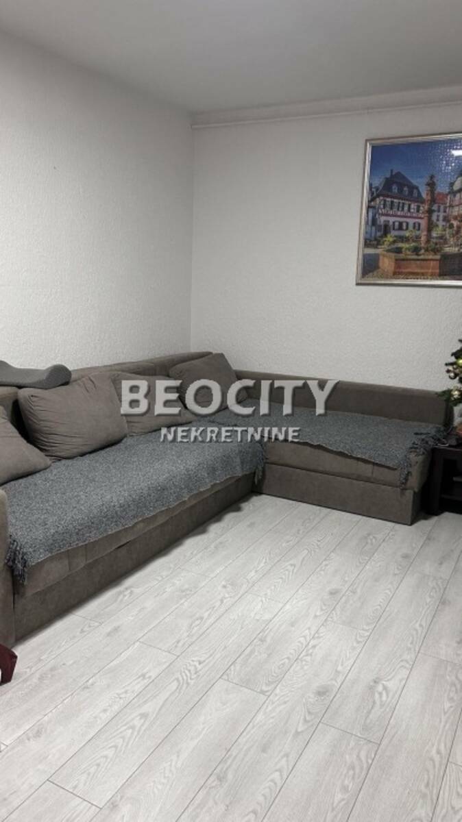 Niš, Kičevo, Vardarska, 3.0, 75m2, 135000EUR