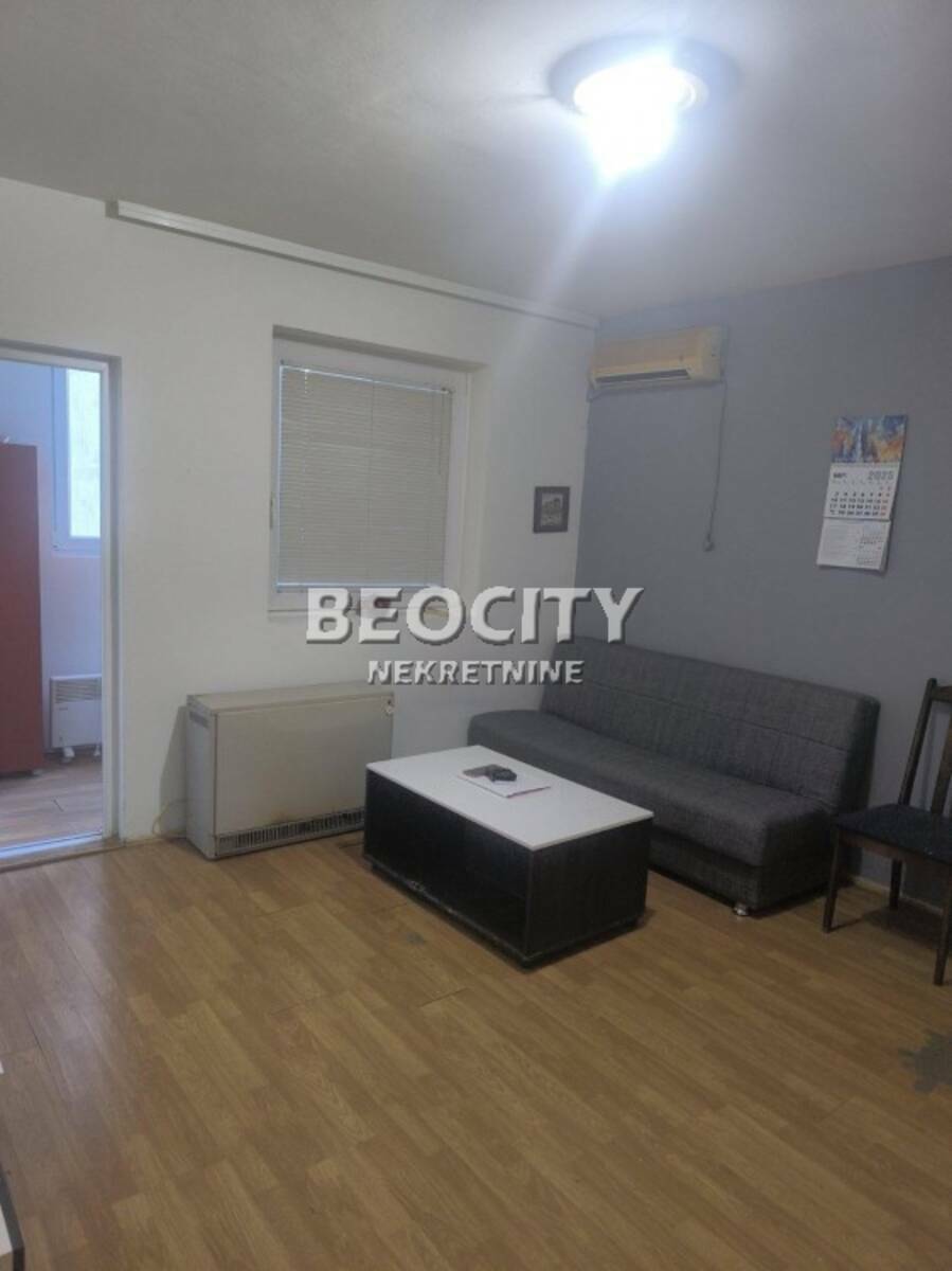 Rakovica, Kneževac, Mome Stanojlovića, 1.0, 29m2, 45000EUR
